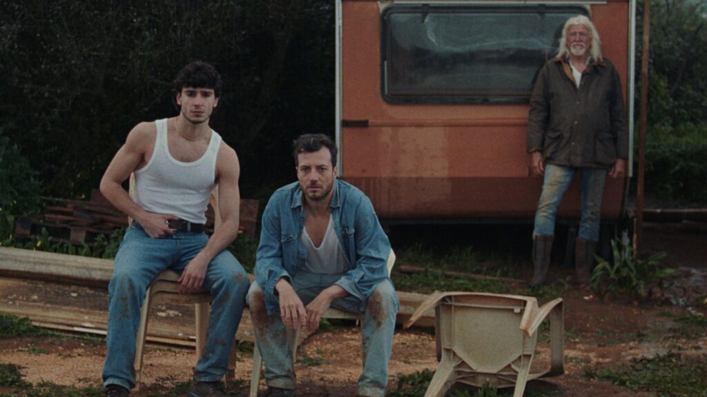 MONOLINK RELEASES NEW SINGLE AND VIDEO “POWERFUL PLAY’